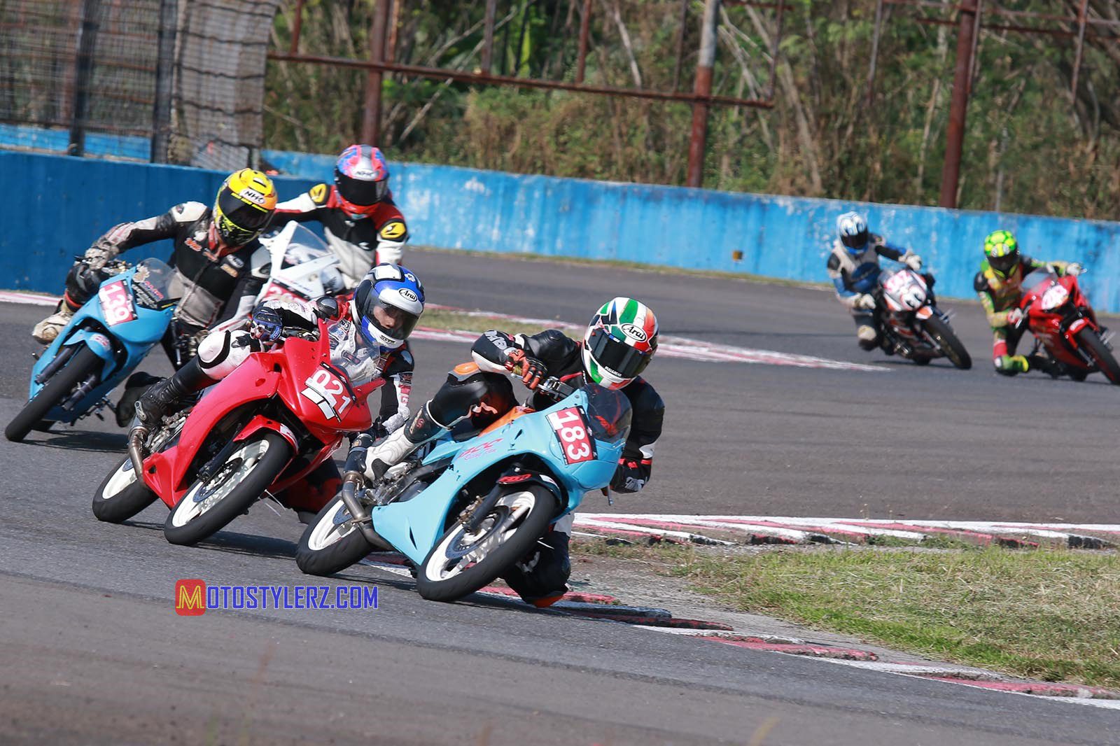 Indonesia CBR Race Day Seri 2”2018 (Sentul): Dimeriahkan 200 Stater ...